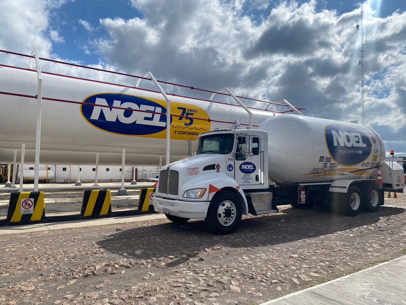 Un servicio completo empieza en cero. - Gas Noel